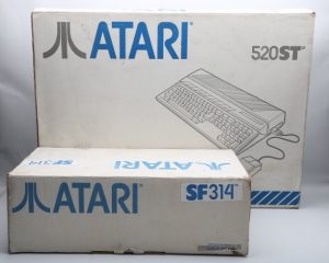 Atari 520 STm ja Atari SF314 - Tietokonemuseo